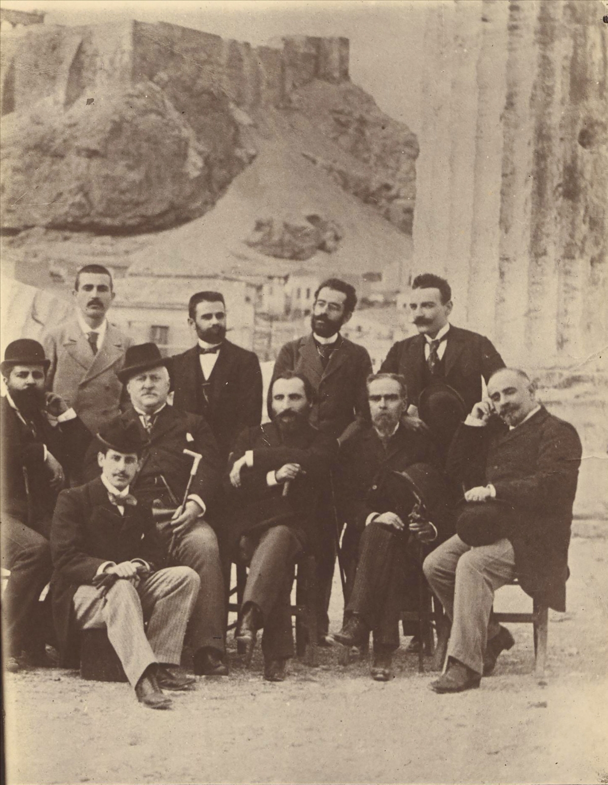 Γεώργιος Σουρής και Εμμανουήλ Ροΐδης - THE ATHENS REVIEW OF BOOKS